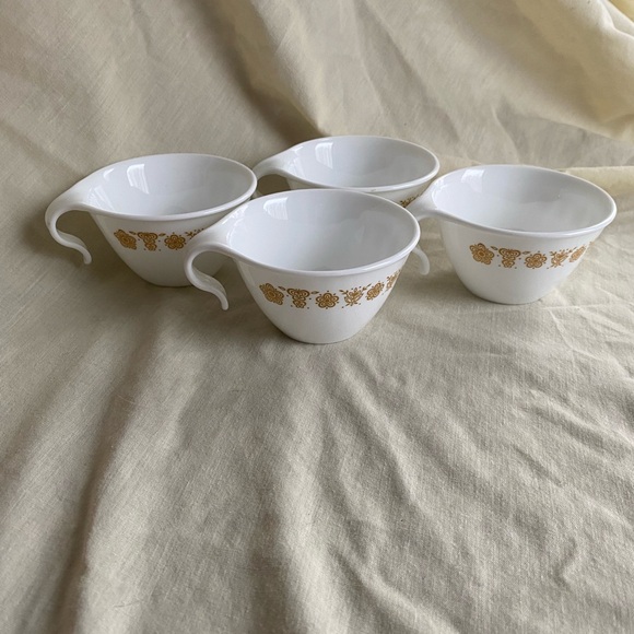 Corelle | Dining | Vtg Corelle Cups By Corning Butterfly Gold Hook ...